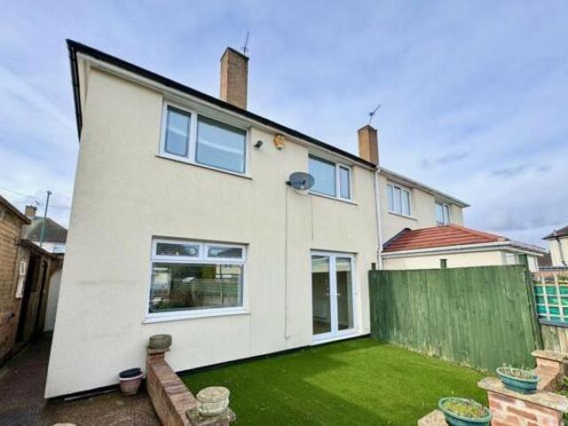 3 Bedroom House For Rent In Clifton