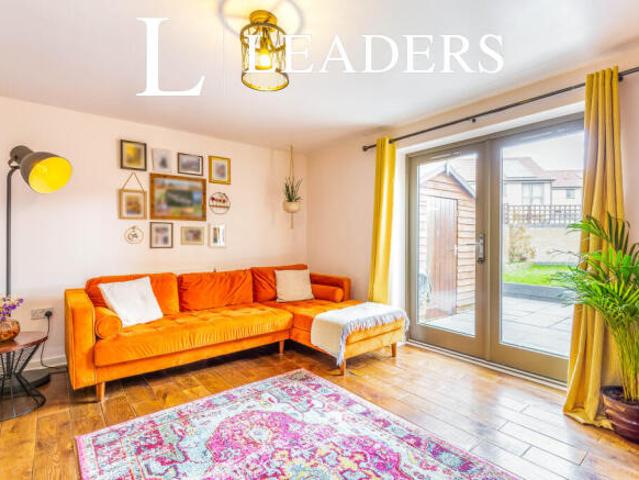 3 bedroom house for rent in Clover Street, Upton, Northampton, NN5