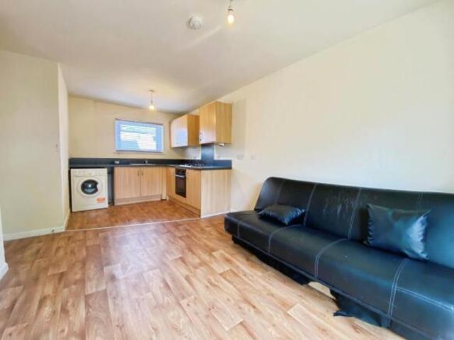 3 bedroom house for rent in Crabtree, Paston, PE4