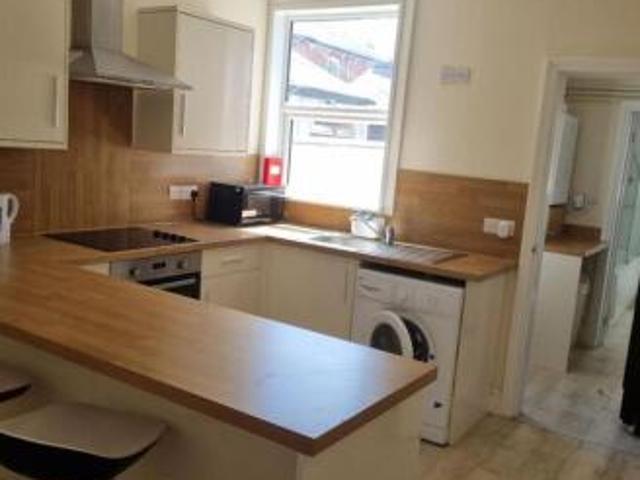 3 bedroom house for rent in Cranwell Street, Lincoln, LN5