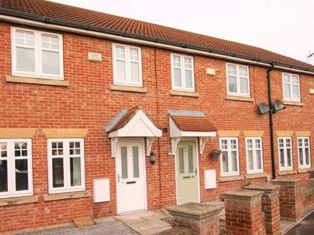 3 bedroom house for rent in Cromwell Road HU12
