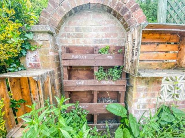 3 bedroom house for rent in Amy Street, Leicester, LE3