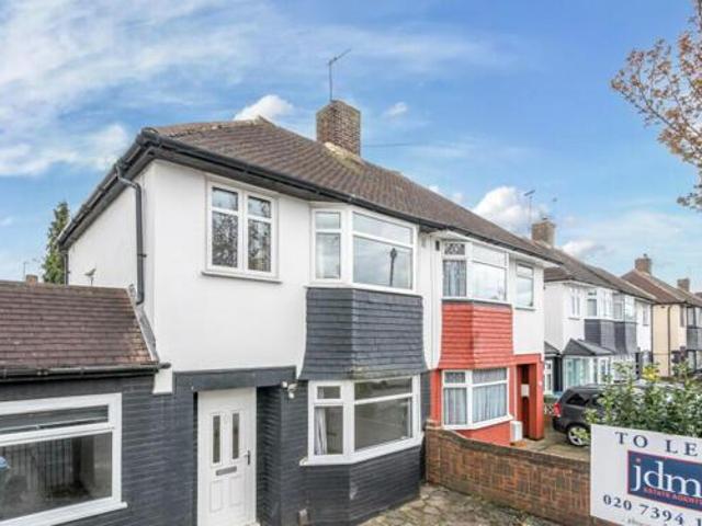 3 Bedroom House For Rent In Abbey Wood, London