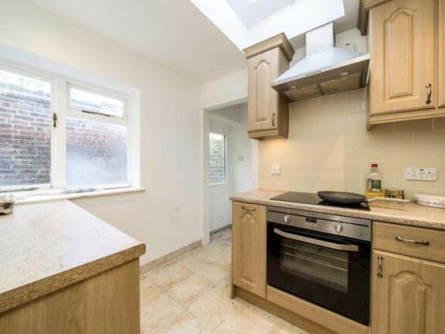 3 bedroom house for rent in Abdale Road, Shepherds Bush, W12