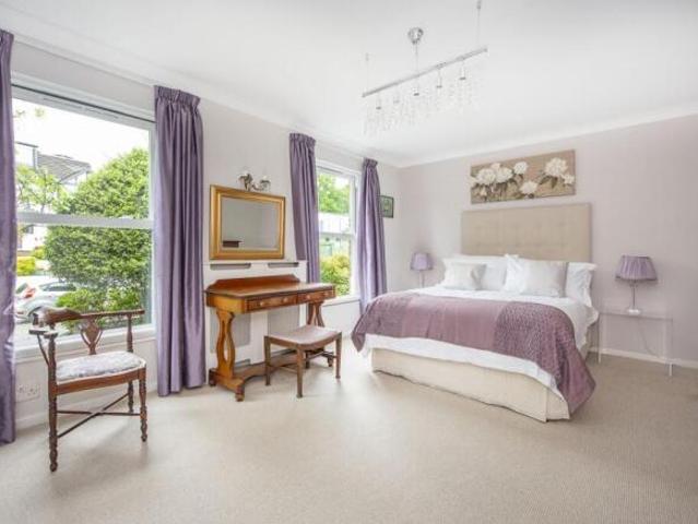 3 bedroom house for rent in Albert Drive London SW19