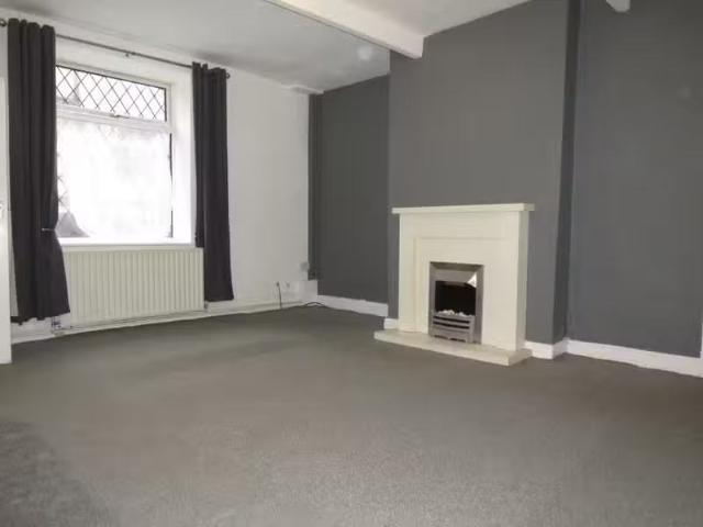 3 bedroom house for rent in Albert Street, Wilsden, BRADFORD.