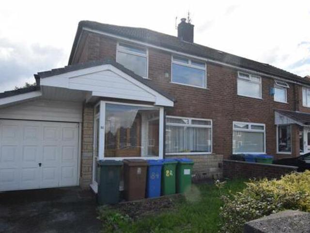 3 Bedroom House For Rent In Alkrington