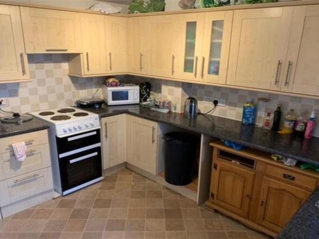 3 bedroom house for rent in Archdale Close, BH10