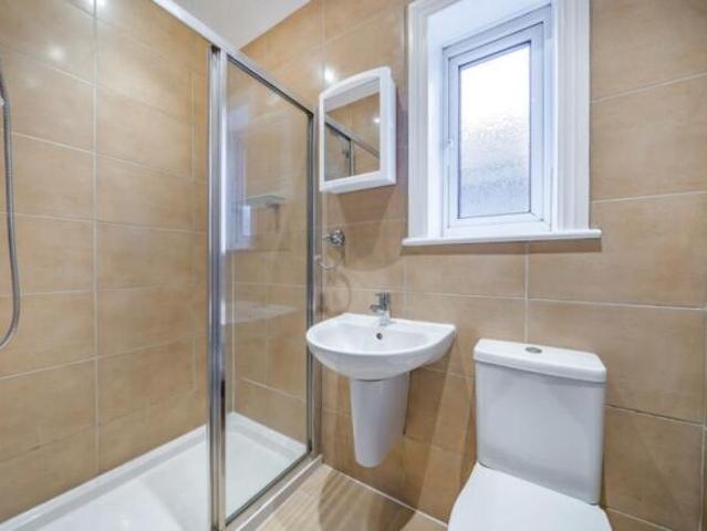 3 bedroom house for rent in Arnulf Street, London, SE6