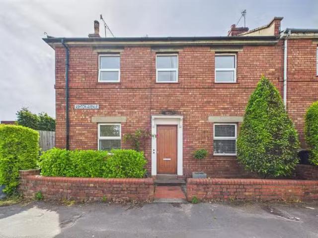 3 bedroom house for rent in Ashton Avenue, Hotwells, Bristol.