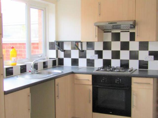 3 bedroom house for rent in Athelstan Road, Exeter, EX1