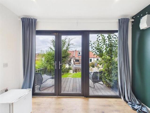 3 bedroom house for rent in Balcarres Street, Edinburgh, Midlothian, EH10