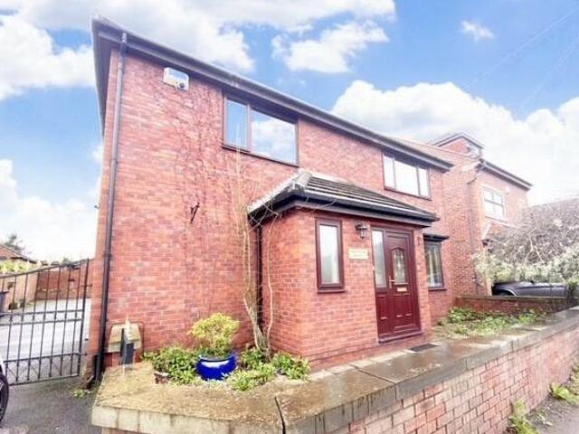 3 Bedroom House For Rent In Barugh Green