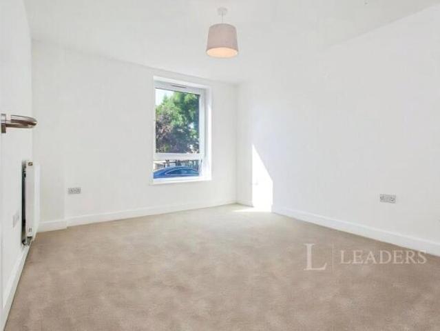 3 bedroom house for rent in Beacon Rise, 160 Newmarket Road, Cambridge, CB5