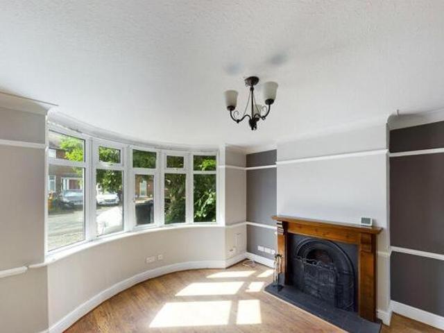 3 Bedroom House For Rent In Beeston, Nottingham
