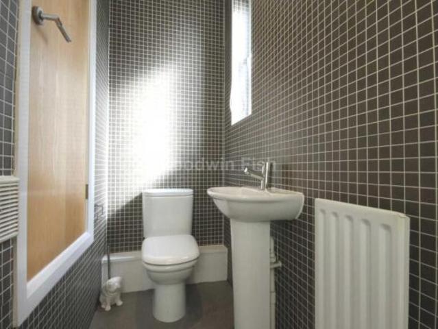 3 bedroom house for rent in Bell Crescent, Manchester, M11