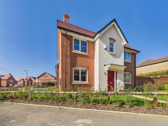 3 bedroom house for rent in Bennetts Road, Coventry, CV7 8HY, CV7