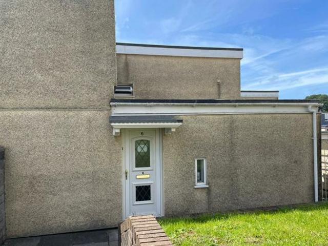 3 Bedroom House For Rent In Blackmill