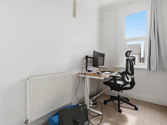 3 bedroom house for rent in Blandford Road, BR3