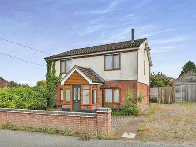 3 Bedroom House For Rent In Bradenham