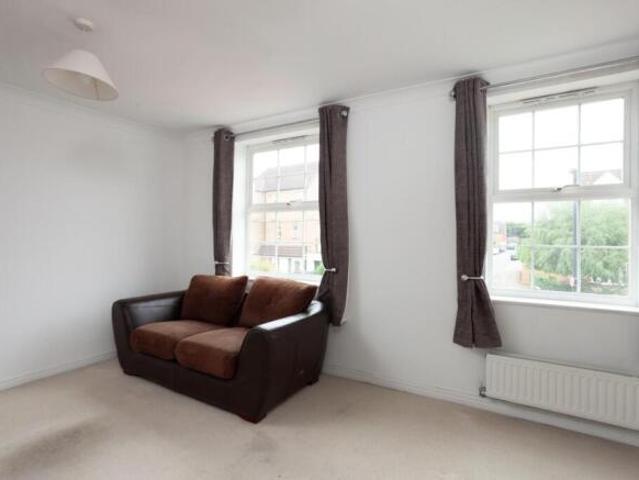 3 bedroom house for rent in Broadstone Way, York, YO30