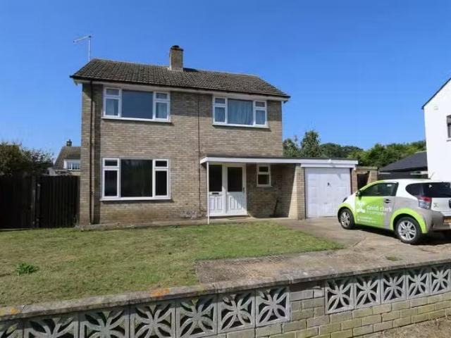 3 bedroom house for rent in Brook Lane, Stretham, Ely, CB6