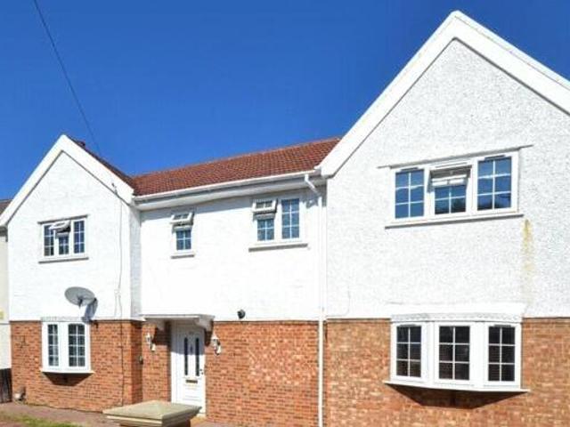 3 Bedroom House For Rent In Bromley