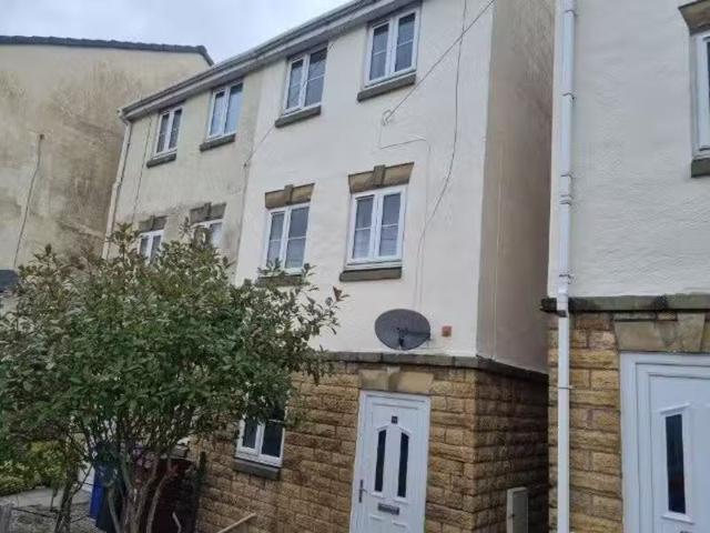 3 bedroom house for rent in Burnley, BB11, Apex Close P3471.