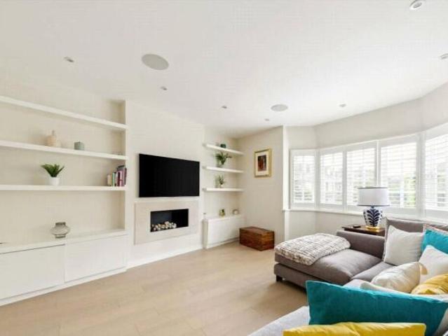 3 bedroom house for rent in Burnsall Street, Chelsea Green, SW3