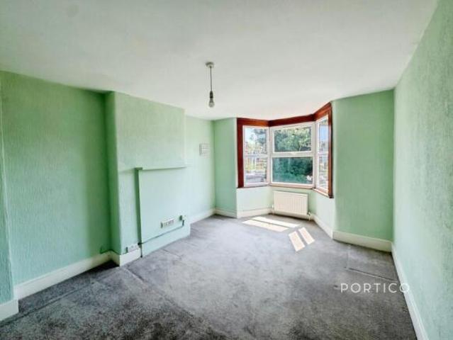 3 bedroom house for rent in Goldsmith Avenue, Manor Park, London, E12