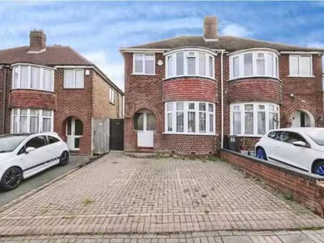 3 bedroom house for rent in Gorsy Road, B32