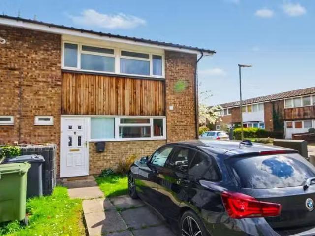 3 bedroom house for rent in Grange Road, Guildford, GU2