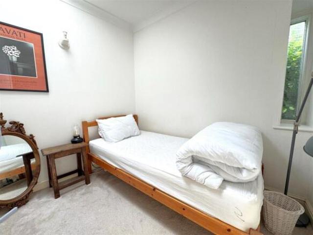 3 bedroom house for rent in Greencliffe Drive, York, YO30