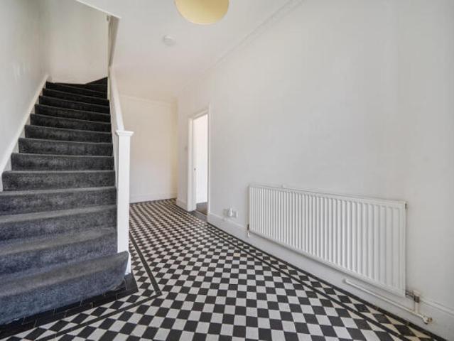 3 bedroom house for rent in Grierson Road, London, SE23