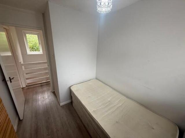 3 bedroom house for rent in Dock Hill Avenue, Canada Water, SE16 6AY, SE16
