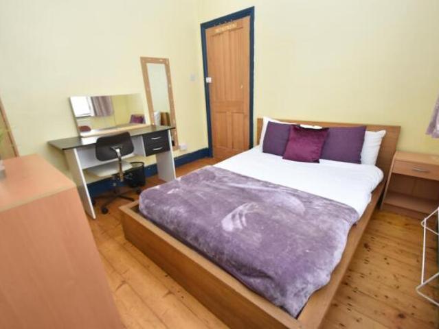 3 bedroom house for rent in Dalton Street, Cathays, Cardiff, CF24