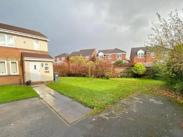 3 bedroom house for rent in Devonport Close WaltonLeDale Preston PR5