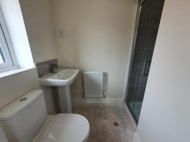 3 bedroom house for rent in Deering Close, Doncaster, DN2