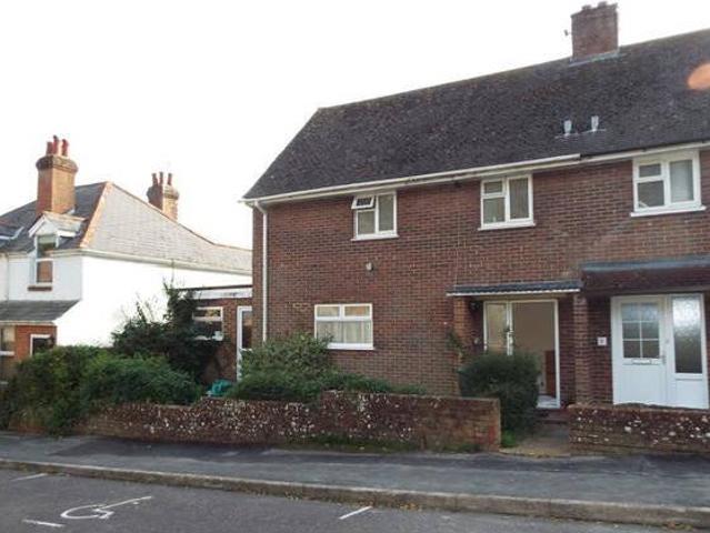 3 bedroom house for rent in Dell Road Winchester SO23