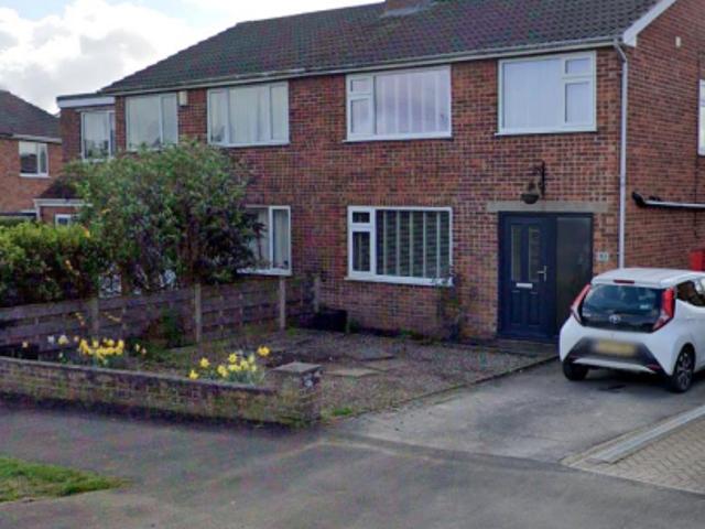 3 bedroom house for rent in Deramore Drive West, YORK, YO10