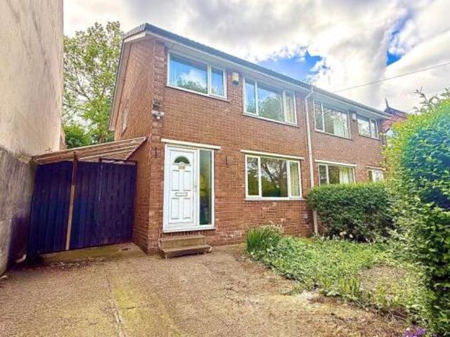 3 bedroom house for rent in Derbyshire Lane, Woodseats, S8