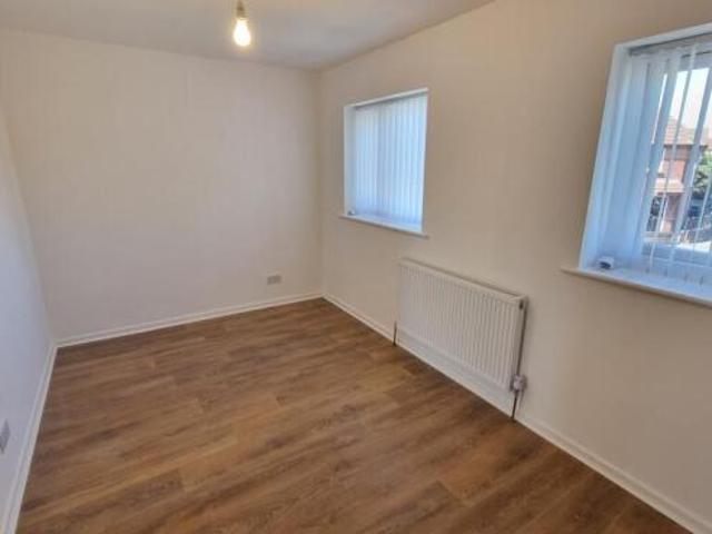 3 bedroom house for rent in Elizabeth Street, Manchester, M8