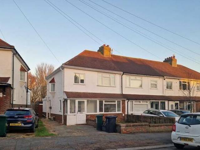 3 bedroom house for rent in Elm Drive HOVE BN3