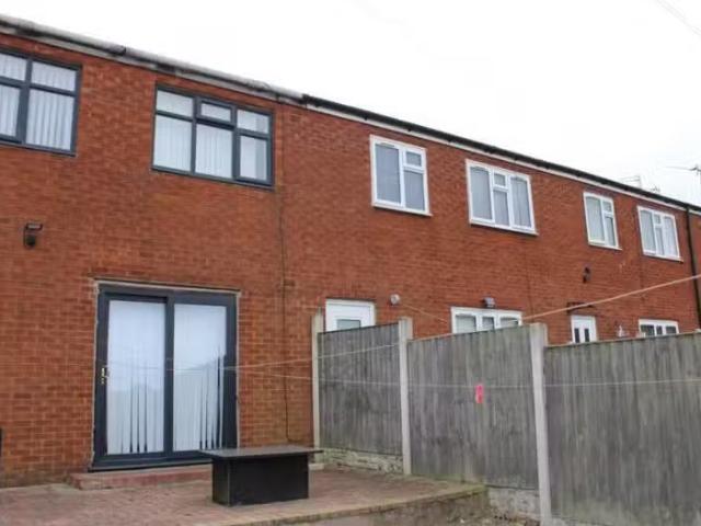 3 bedroom house for rent in Fountains Close, Liverpool, L4