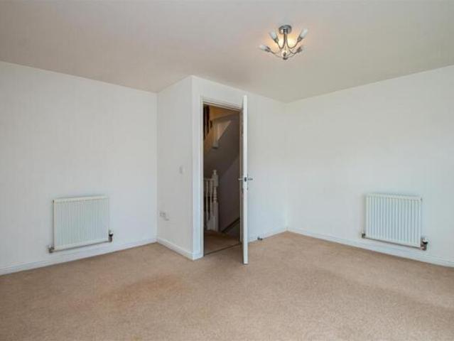 3 bedroom house for rent in Fonda Meadows, Oxley Park, Milton Keynes, MK4