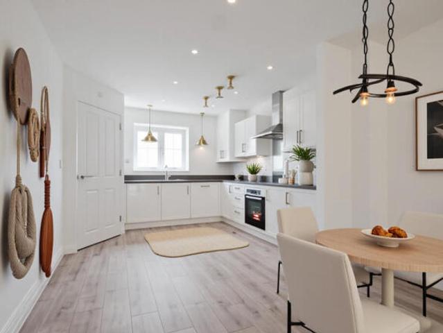 3 bedroom house for rent in Ford Green Drive, Bradford, BD6