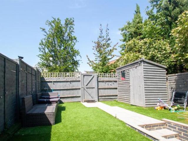 3 bedroom house for rent in Felstar Walk, Ashland, Milton Keynes, MK6