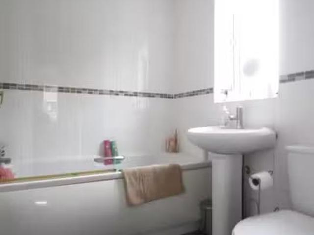 3 bedroom house for rent in Ffos Y Cerridden, Nelson, CF46