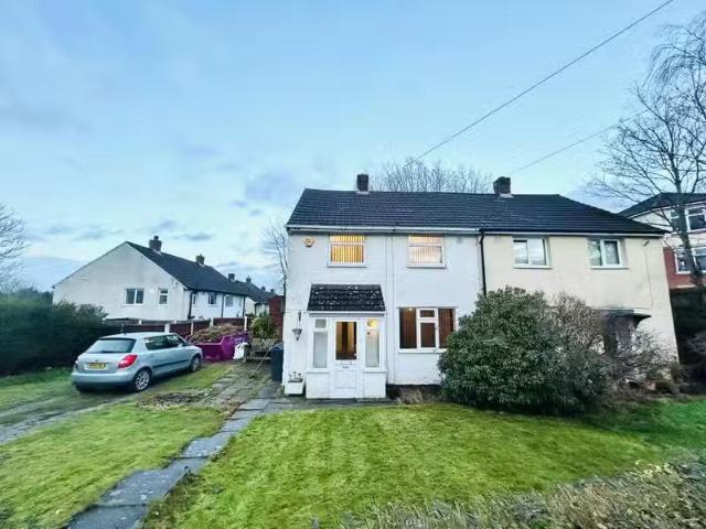 3 bedroom house for rent in Field Lane, B32