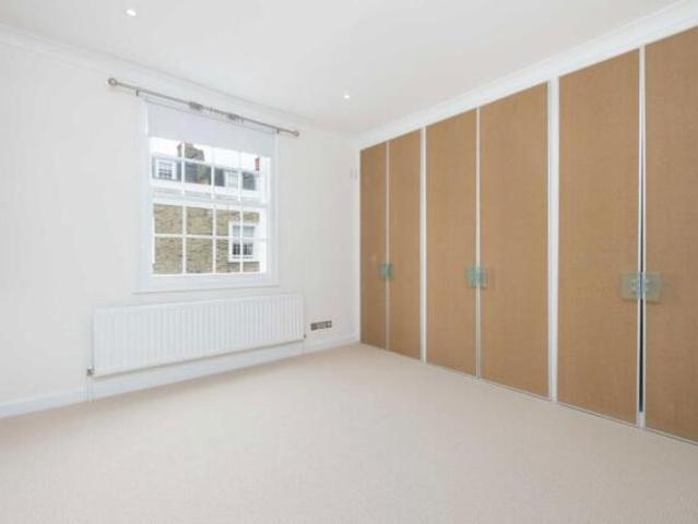 3 bedroom house for rent in First Street, Chelsea, SW3